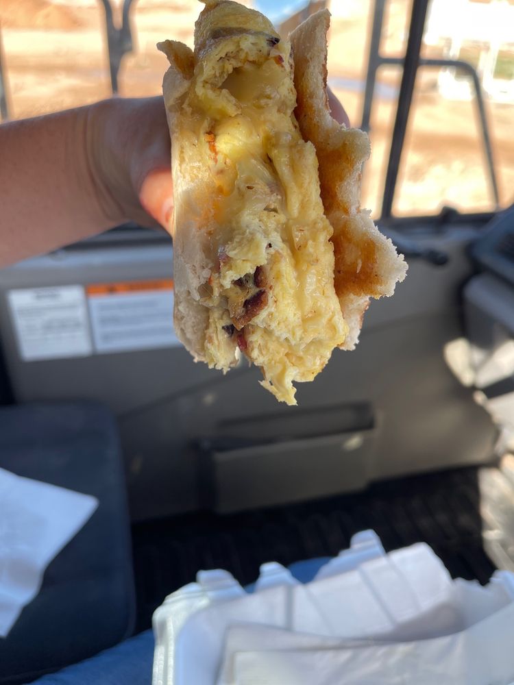 ROOSTER RUN CAFE - Updated May 2025 - 176 Photos & 252 Reviews - 635 W ...