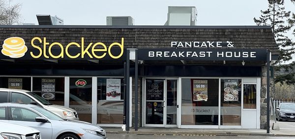 STACKED PANCAKE & BREAKFAST HOUSE - Updated December 2024 - 460 ...