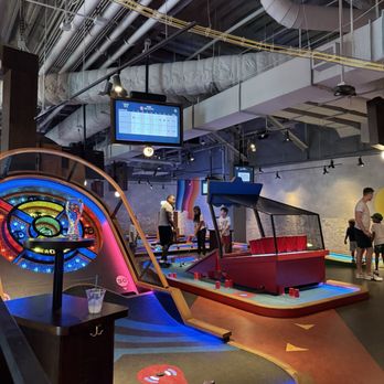 PUTTSHACK - MIAMI - Updated October 2024 - 421 Photos & 201 Reviews ...