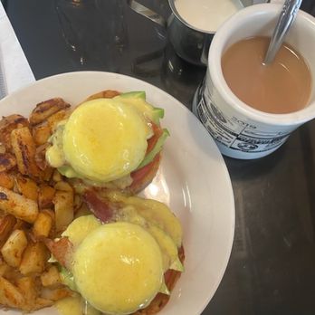 SISTERS RESTAURANT - Updated July 2025 - 118 Photos & 89 Reviews - 171 ...