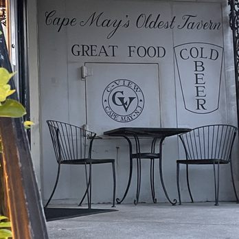 C VIEW INN - Updated December 2025 - 181 Photos & 230 Reviews - 1380 ...