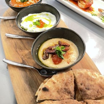 DAR RESTAURANT AND BAR - Updated 2024 - 74 Photos & 39 Reviews - 11 ...