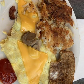 NORTH CHILI FAMILY RESTAURANT - Updated January 2026 - 44 Photos & 64 ...