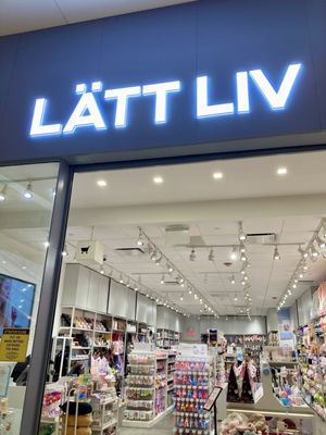 RUMI LIFE - Updated December 2025 - 56 Photos - 9015 Queens Blvd ...