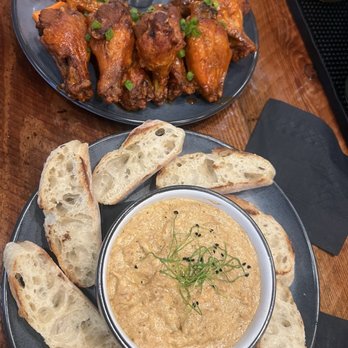 GRAIN & GROG AMERICAN TAVERN - Updated July 2025 - 45 Photos & 37 ...