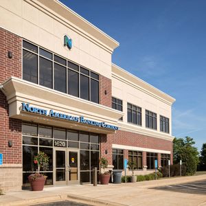 FIRST NATIONAL BANK - Updated November 2025 - 104 E Locust St, River ...