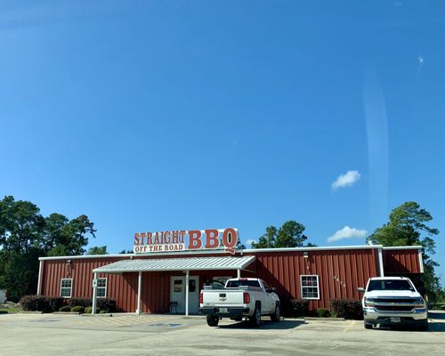 STRAIGHT OFF THE ROAD BBQ - 37 Photos & 115 Reviews - 6803 FM 2100 Rd ...
