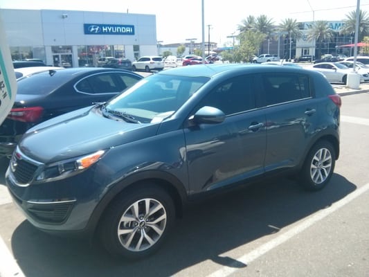 CAMELBACK KIA - Updated September 2025 - 44 Photos & 391 Reviews - 1450 ...