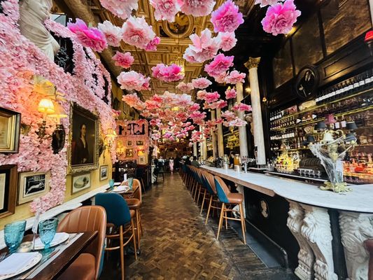 LILLIE’S VICTORIAN ESTABLISHMENT - Updated June 2024 - 2214 Photos ...