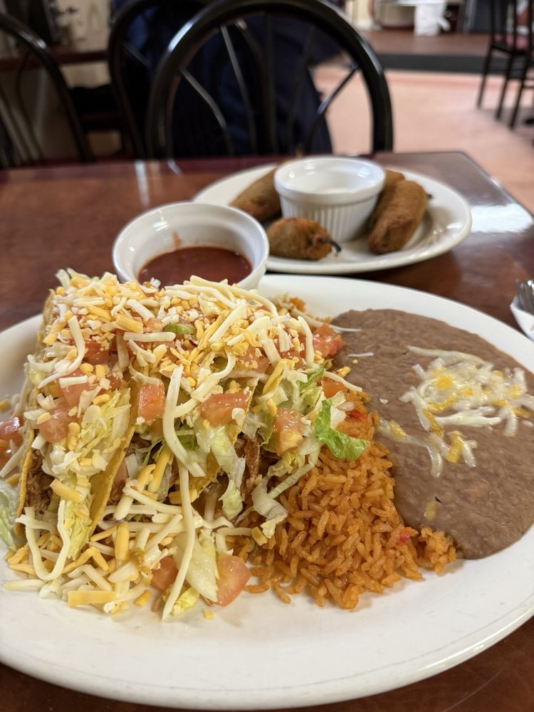 LITTLE STORE AND KITCHEN - Updated January 2026 - 722 S Rusk St ...