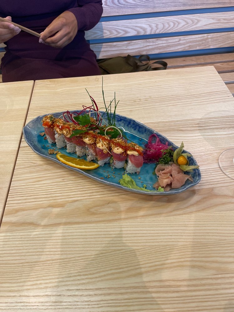 MGL SUSHI - 11 Photos - Fredsborgsgatan 4, Stockholm, Sweden - Sushi ...