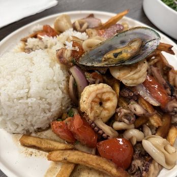AL TOQUE PERUVIAN KITCHEN - Updated July 2025 - 293 Photos & 282 ...