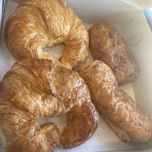 C’EST SI BON BAKERY - 412 Photos & 842 Reviews - 149 Riverside Ave ...