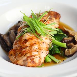 SKY-RIDE TAP - 32 Photos & 52 Reviews - 105 W Van Buren St, Chicago, IL ...