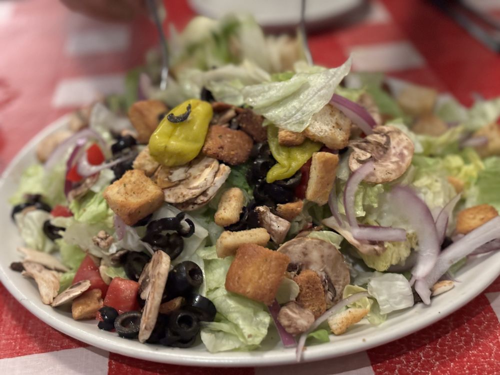 MAMA LOUISA’S ITALIAN RESTAURANT & CATERING - Updated February 2025 ...