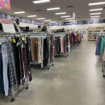 GOODWILL RETAIL STORE AND DONATION CENTER - Updated December 2025 - 25 ...