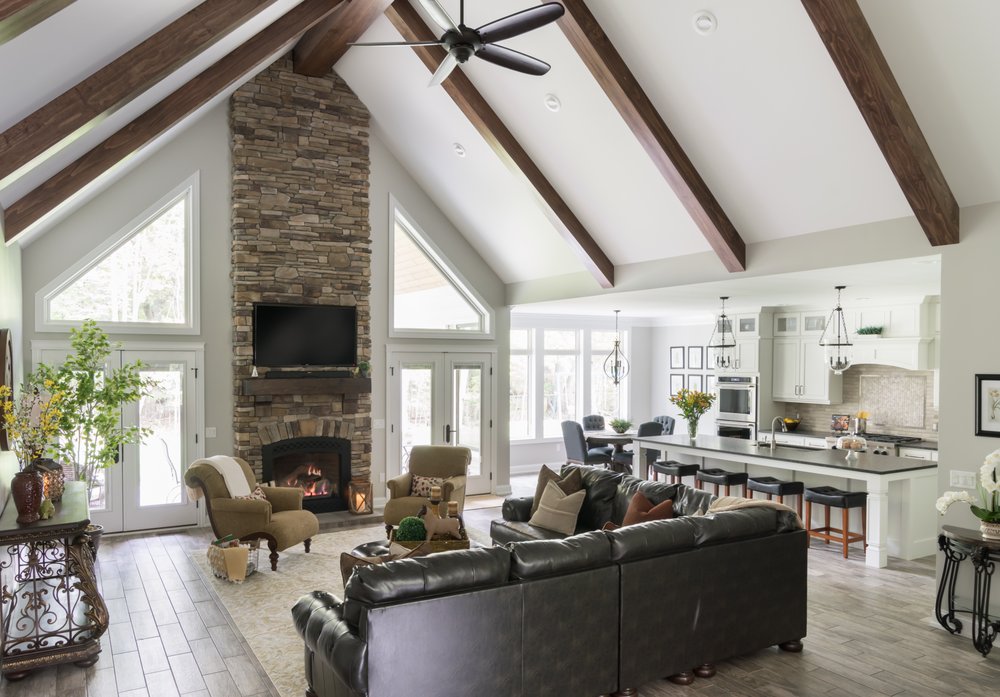 BEAGLE CONSTRUCTION - Updated October 2025 - 42 Photos - 9742 Gratiot ...