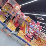 KEIKI KINGDOM - 157 Photos & 58 Reviews - 1460 S Beretania St, Urban ...