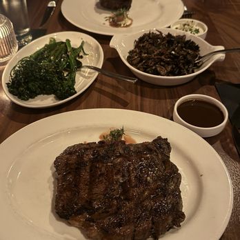 THE ARTHUR J - Updated December 2024 - 1349 Photos & 862 Reviews - 903 ...