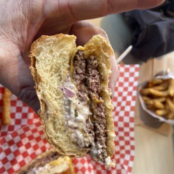 SMALL CHEVAL- RIVERSIDE - Updated December 2025 - 316 Photos & 295 ...