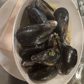 RED COW - Updated September 2025 - 625 Photos & 379 Reviews - 1423 34th ...