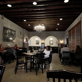 MAD CHEF KITCHEN AND BAR - Updated July 2024 - 758 Photos & 445 Reviews ...