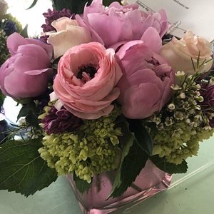 VICTORIA’S FLOWERS - 11 Photos & 13 Reviews - Florists - 606 Metacom ...