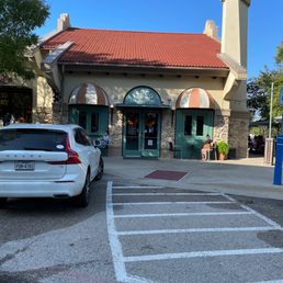 FROGG COFFEE BAR & CREPERIE - Updated July 2025 - 608 Photos & 563 ...