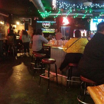 HIDEAWAY LOUNGE SPORTS BAR & GRILL - Updated September 2025 - 81 Photos ...