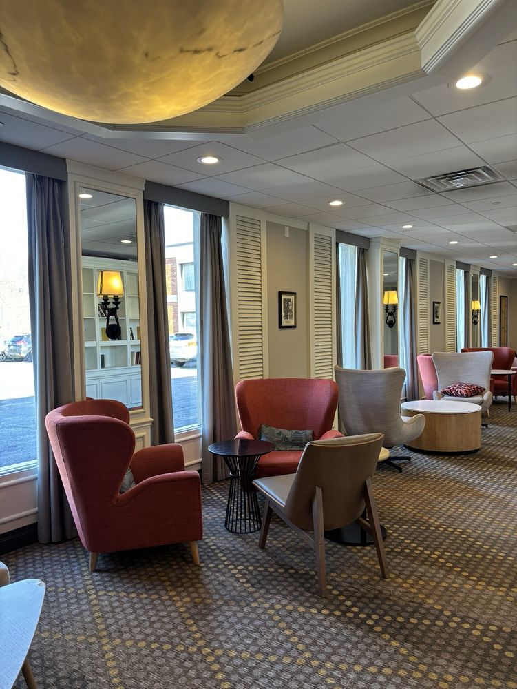 HOLIDAY INN - POUGHKEEPSIE - Updated October 2025 - 37 Photos & 33 ...