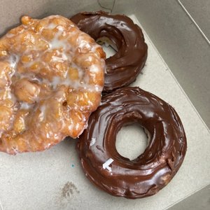 MASTER DOUGHNUT - Updated December 2024 - 82 Photos & 14 Reviews - 4450 ...