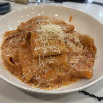 UMILE TRATTORIA - Updated April 2025 - 81 Photos & 32 Reviews - 211 ...