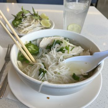 PHO 77 - Updated October 2025 - 349 Photos & 342 Reviews - 1760 S ...