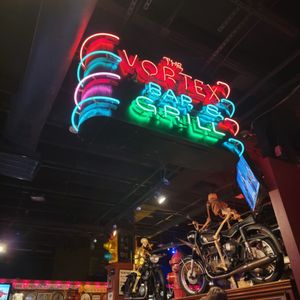 THE VORTEX BAR AND GRILL - MIDTOWN - 1778 Photos & 1971 Reviews - 878 ...