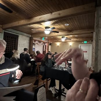 BROOKS TAVERN - Updated February 2025 - 23 Photos & 41 Reviews - 10 Oak ...