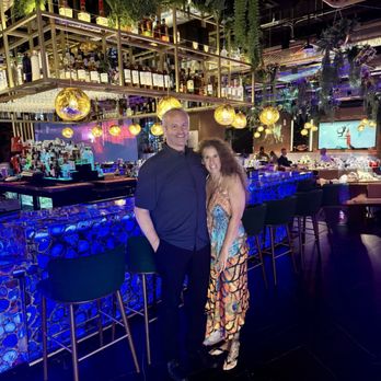 CAVE 305 - Updated December 2025 - 125 Photos & 17 Reviews - 1560 ...