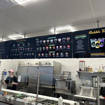 BUILD YO POKE - Updated July 2024 - 29 Photos & 20 Reviews - 2816 ...