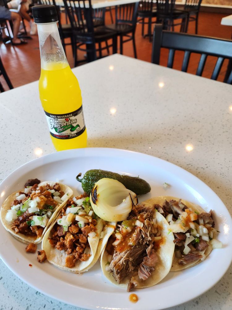 EL RINCONSITO - RENTON - Updated January 2026 - 189 Photos & 242 ...