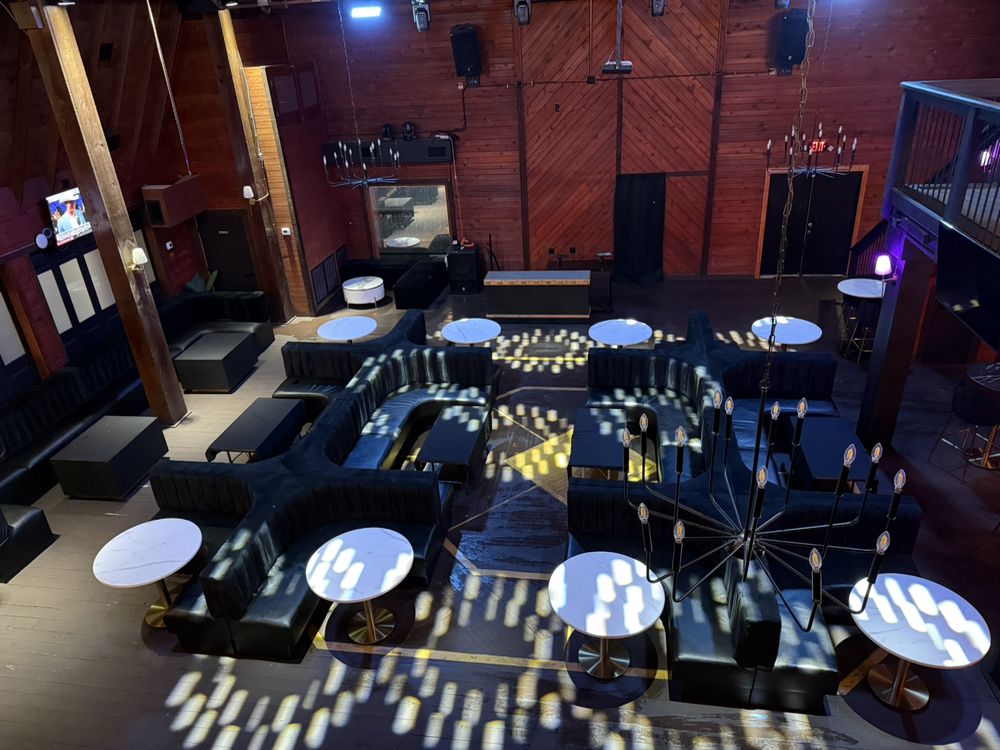 AZURE LOUNGE - Updated December 2025 - 12530 Research Blvd, Austin ...