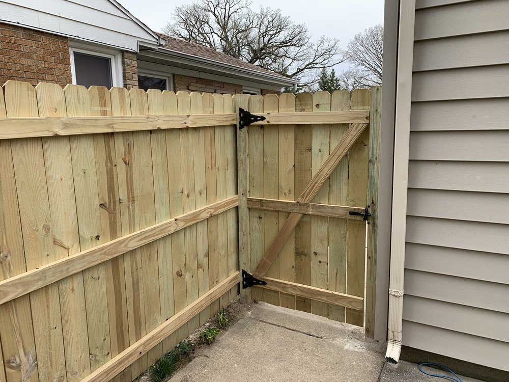 IMPACT FENCES - Updated December 2025 - 80 Photos - West Allis ...