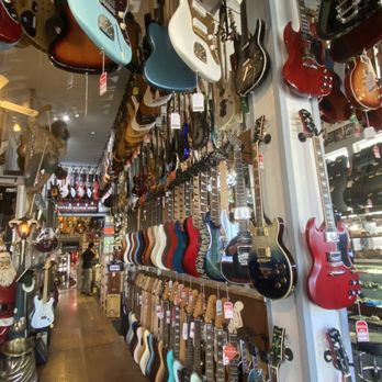 LIGHTNING JOE’S GUITAR HEAVEN - Updated March 2025 - 38 Photos & 87 ...