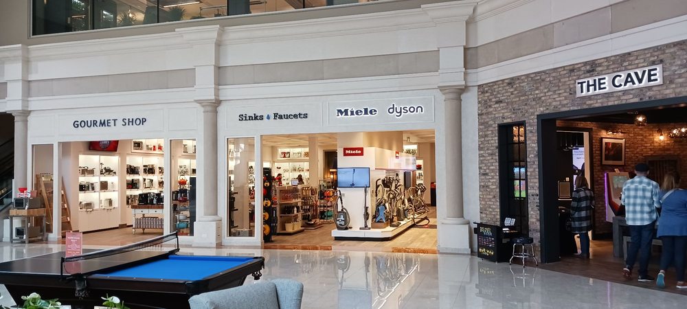 ABT ELECTRONICS - 733 Photos & 2636 Reviews - 1200 N Milwaukee Ave ...