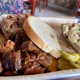 WOODYARD BAR-B-QUE - 415 Photos & 529 Reviews - 3001 Merriam Ln, Kansas ...