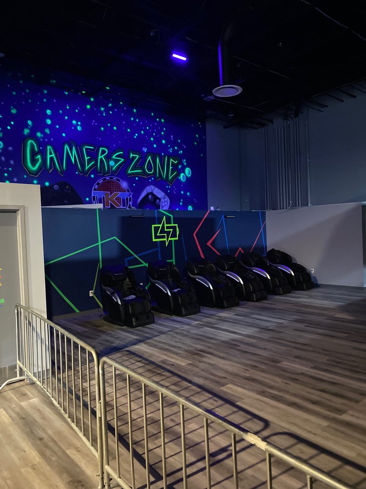 TKT PLAYTIME INFLATA PARK - 12 Photos - 4060 Covington Hwy, Decatur ...