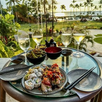 LUANA LOUNGE - Updated August 2024 - 37 Photos & 20 Reviews - 1 N Kaniku Dr, Waimea, Hawaii ...