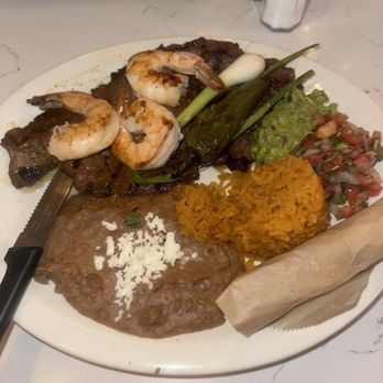 MARTIN’S COCINA Y CANTINA - Updated August 2024 - 1030 Photos & 836 Reviews - 162 N La Brea Ave ...