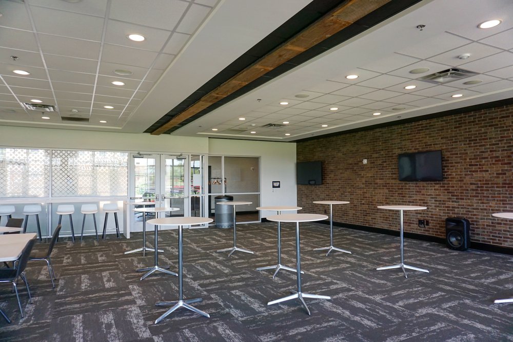 THE CATALYST CLUB AT TRUIST POINT - 13 Photos - 301 N Elm St, High ...