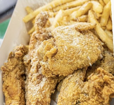 MR SNAPPERS FISH AND CHICKEN - 70 Photos & 27 Reviews - 808 Edgewood ...