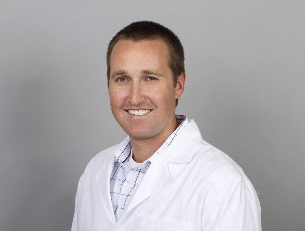 J RYAN THOMPSON, MD - Updated September 2025 - 17 Reviews - 4755 ...