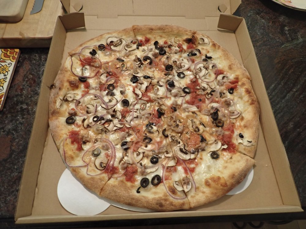 NEIGHBORHOOD PIZZA GUY - 23 Photos & 13 Reviews - 1929 Menalto Ave ...